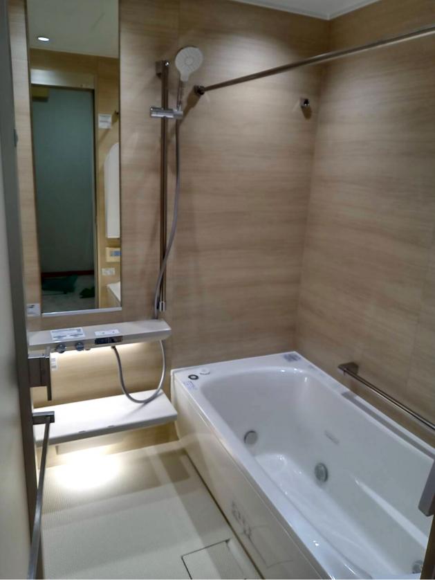 TOTO シンラHKシリーズ Dタイプ 1616サイズ | リフォーム実例 | TOTO株式会社