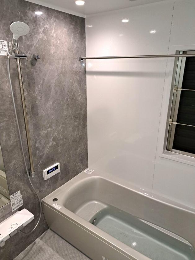 TOTO シンラ HKシリーズ Cタイプ 1717サイズ | リフォーム実例 | TOTO株式会社