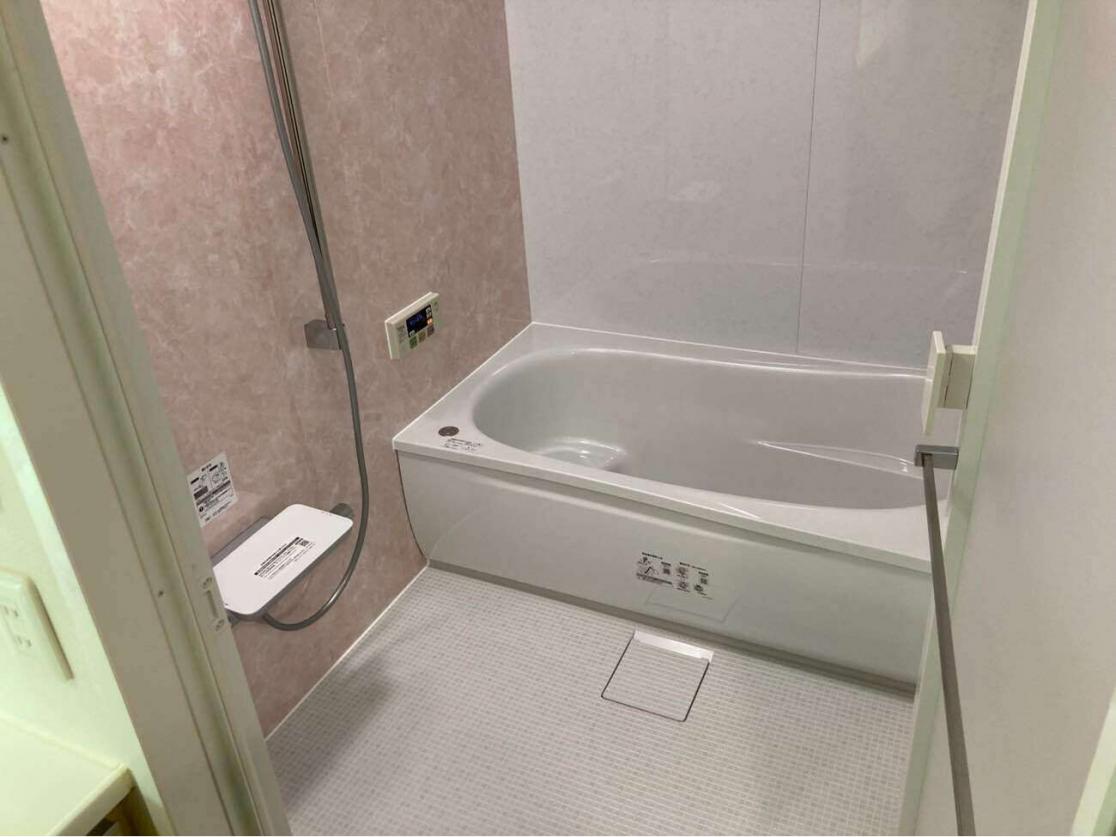 華やかなユニットバス | リフォーム実例 | TOTO株式会社