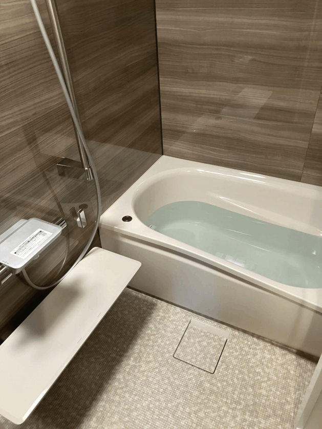 使い込まれた浴室から新しいユニットバスへ！ | リフォーム実例 | TOTO株式会社