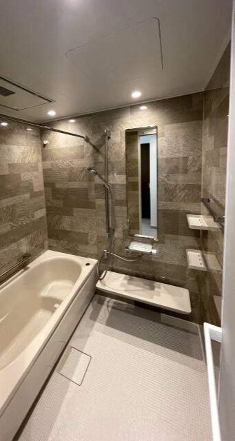 ダウンライトで温もりを演出したTOTO【WY】 | リフォーム実例 | TOTO株式会社