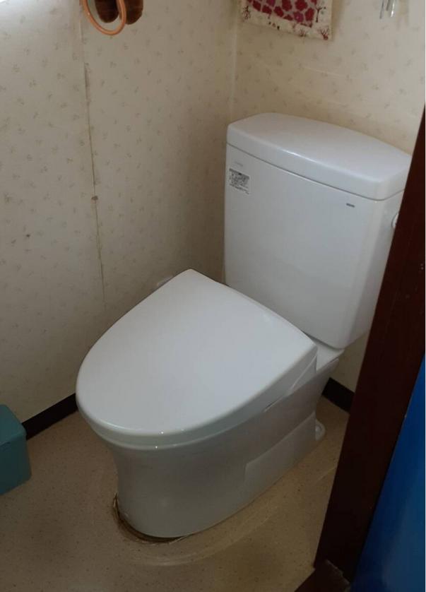 冬場も安心で温かいトイレに！ | リフォーム実例 | TOTO株式会社