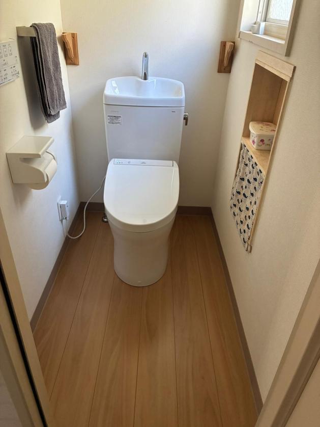 1DAYトイレ取替 | リフォーム実例 | TOTO株式会社